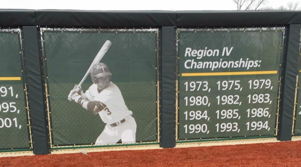 Custom Printed Outfield Fence Screen - Midwest Cover